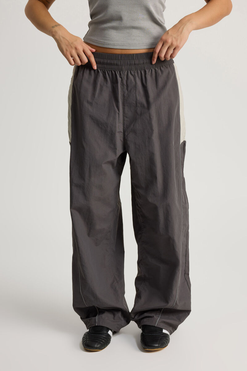 Shop Factorie | Womens & Mens Clothing & Accessories | Free Shipping*