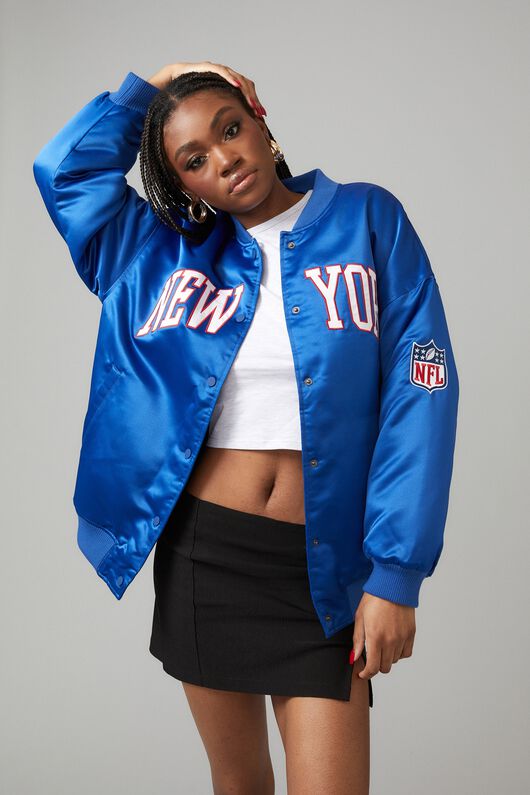 NFL | Exclusive collaborations with your fave NFL teams!