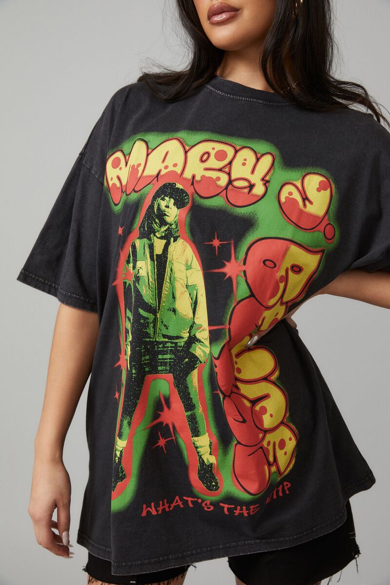 Graphics Tees | Shop our huge range of printed Tees!