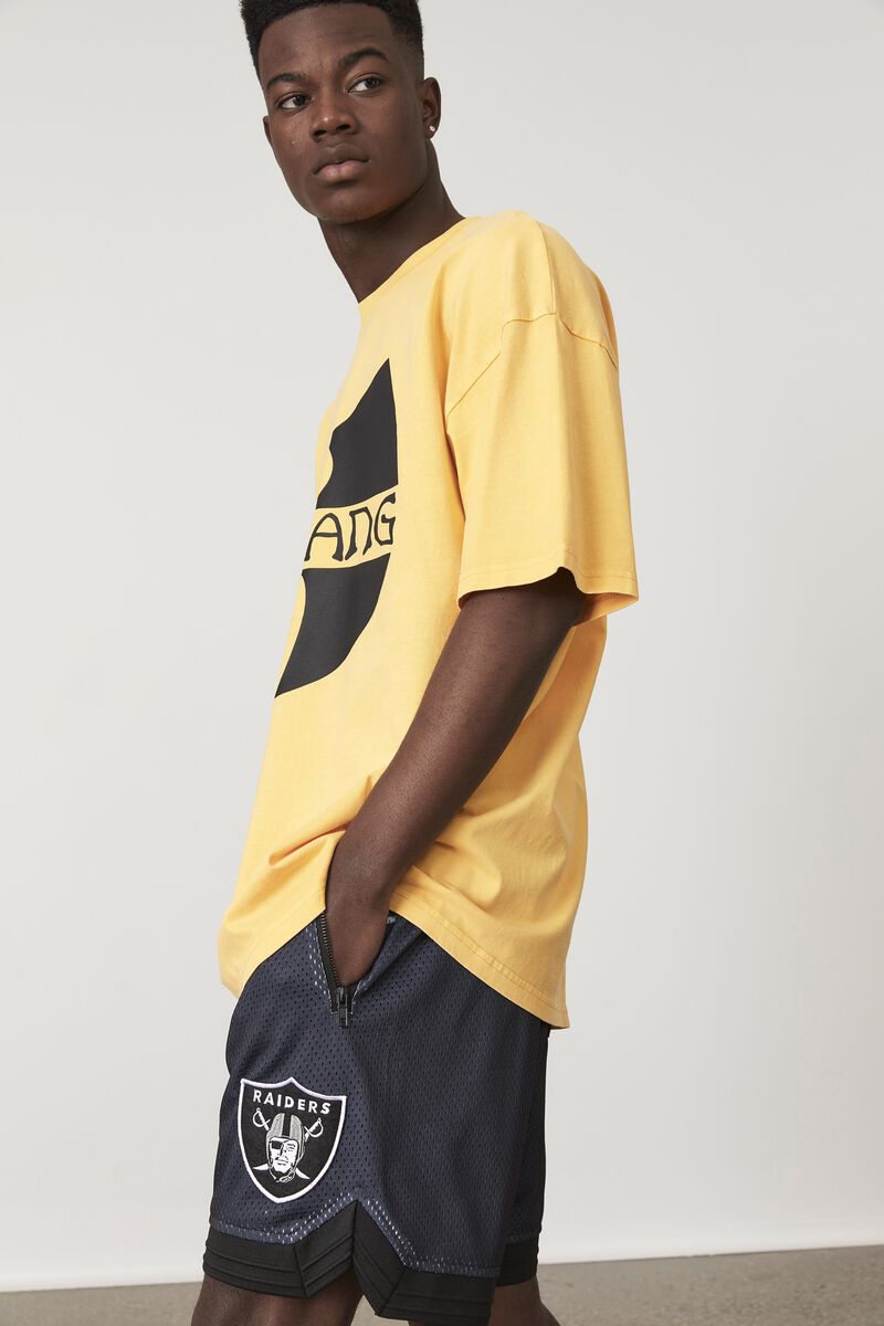 NFL | Exclusive collaborations with your fave NFL teams!