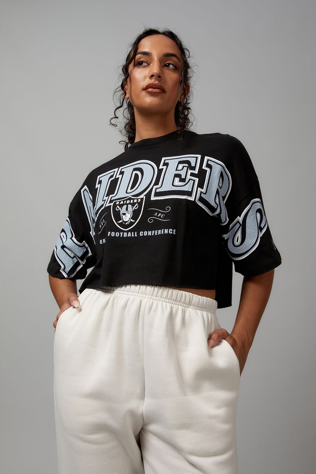 Womens Tops l Crop, T Shirts, Singlets, Tanks l Factorie