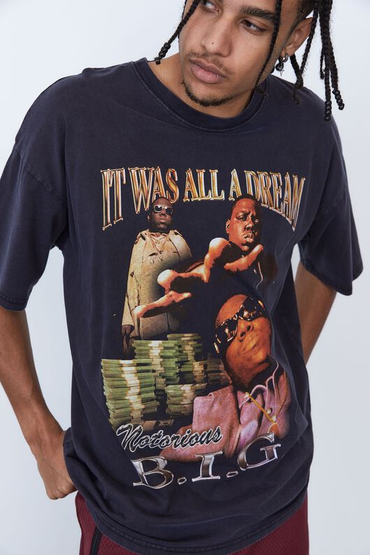 Graphics Tees | Shop our huge range of printed Tees!