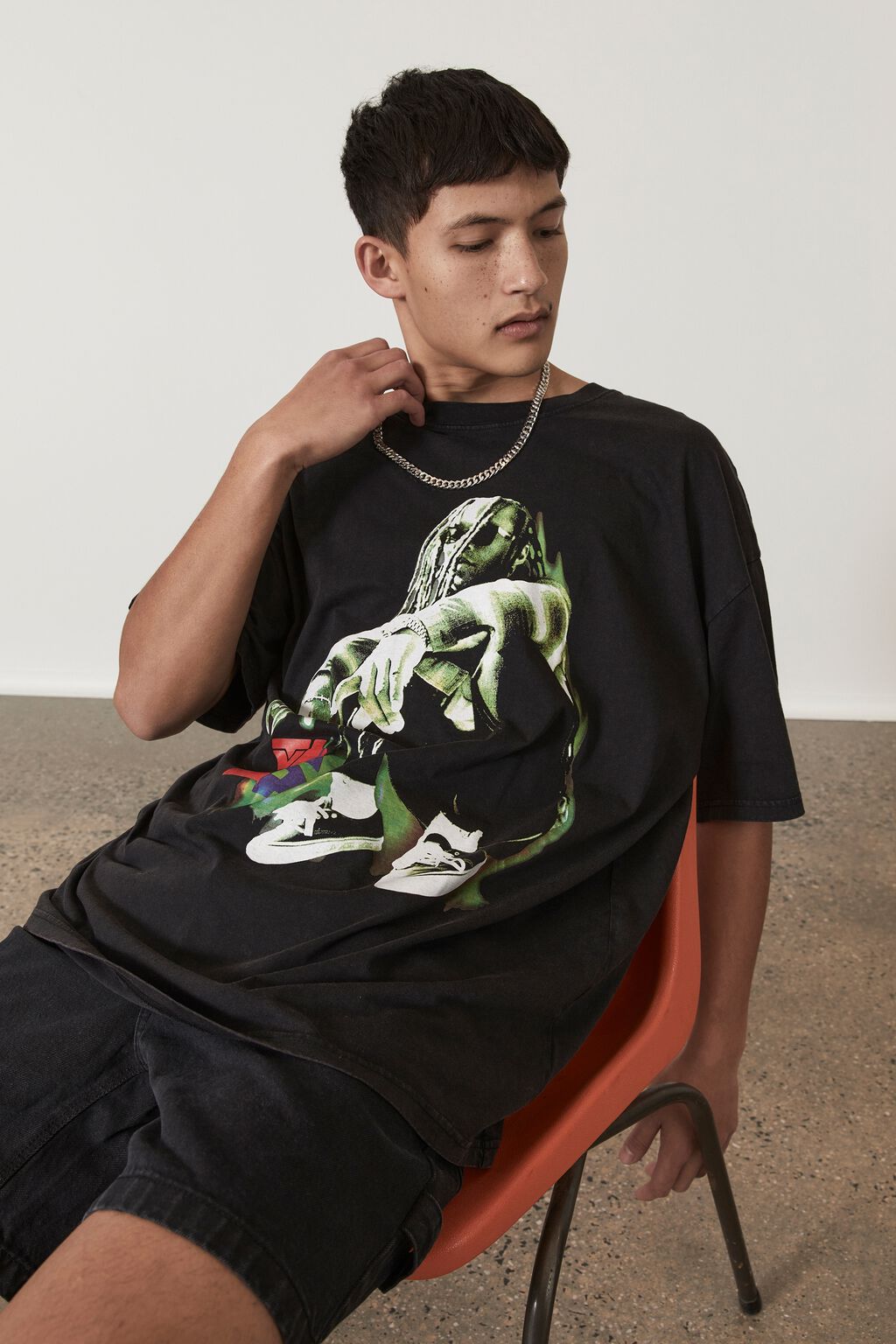 Graphics Tees | Shop our huge range of printed Tees!