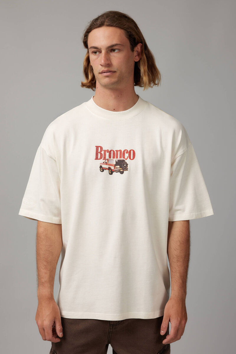 Graphics Tees | Shop our huge range of printed Tees!