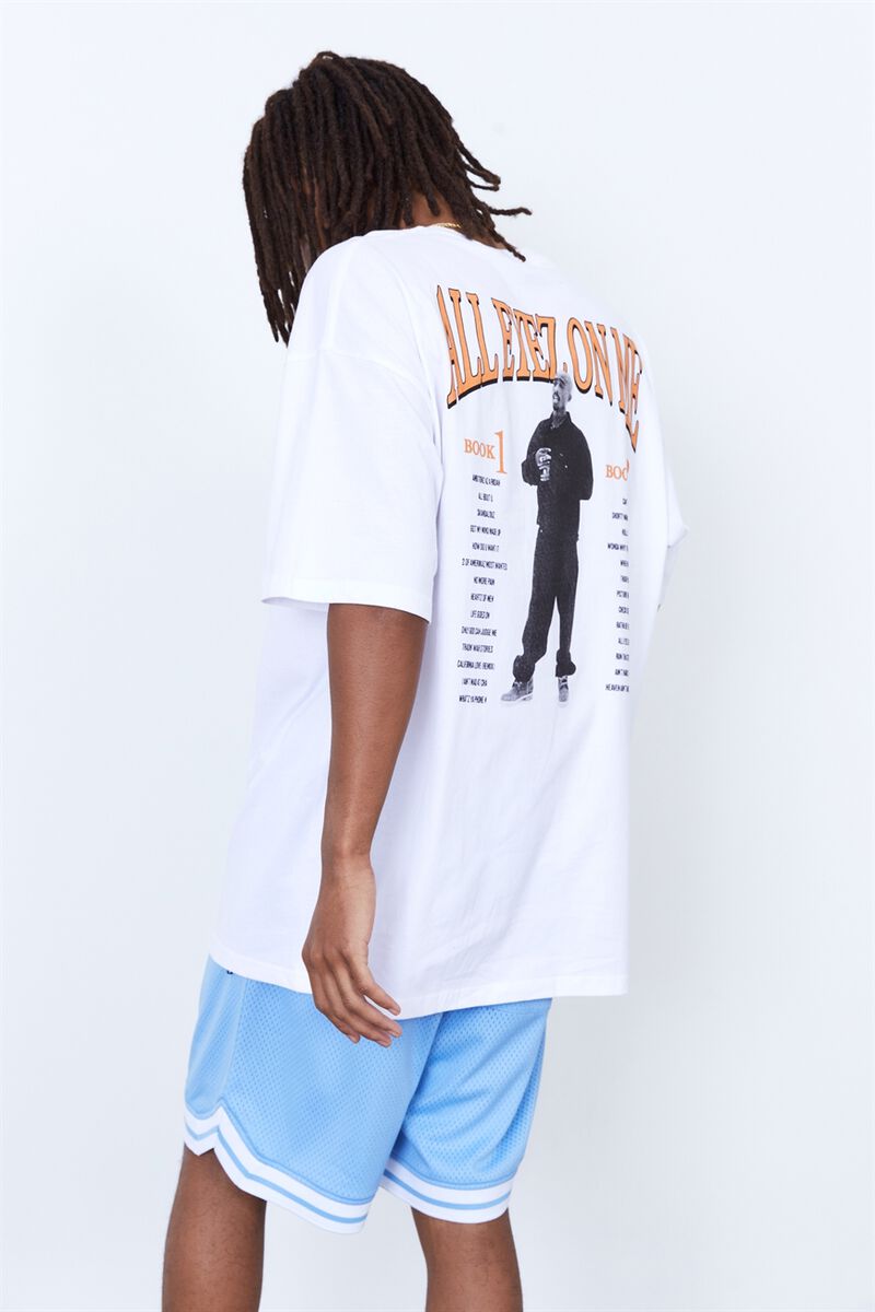 Graphics Tees | Shop our huge range of printed Tees!