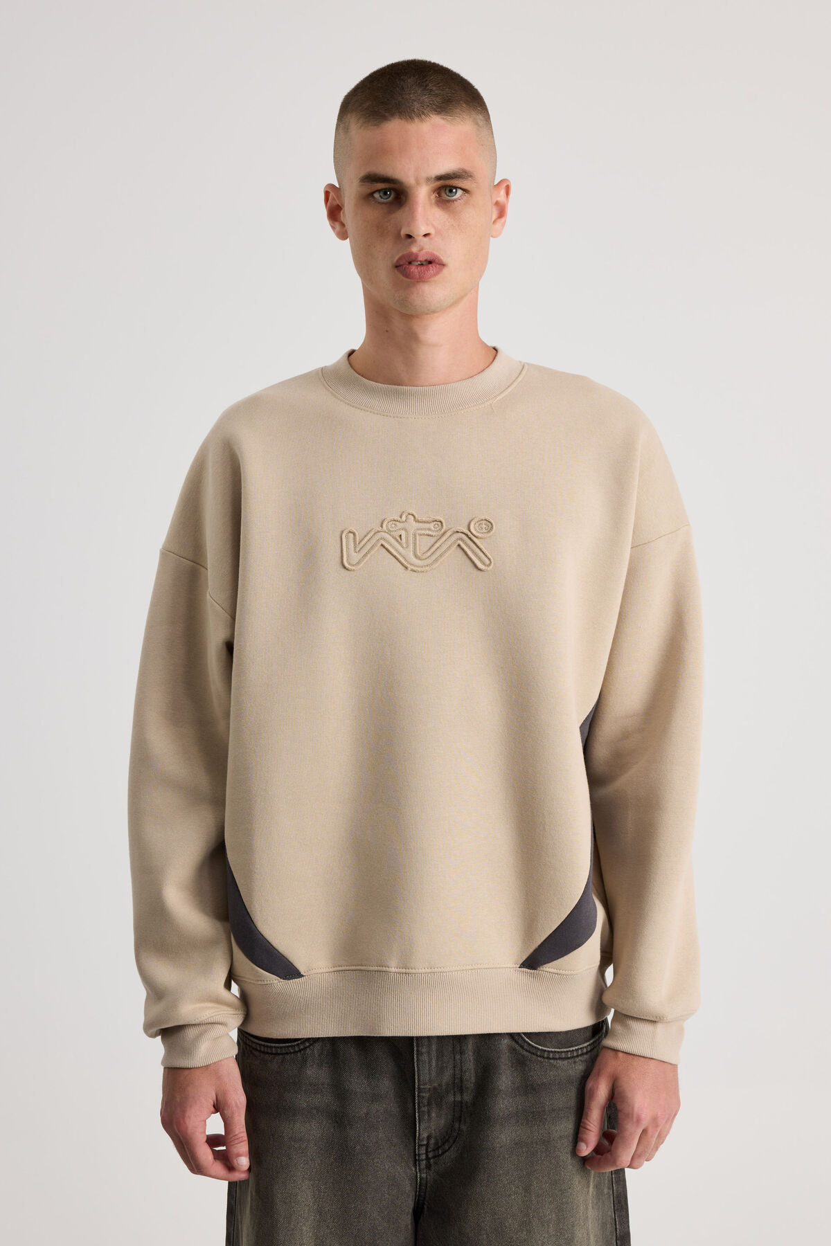 Women's & Men's Crews | Factorie Australia